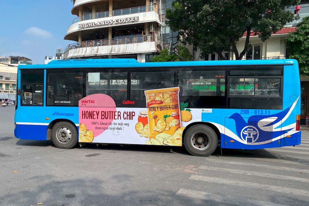 Phát huy khả năng sáng tạo với quảng cáo die-cut xe bus 3D