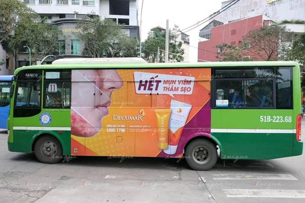 Quảng cáo tràn kính xe bus - Banner di động trên đường phố